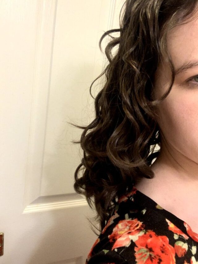 How To Determine Your Wavy Hair Type | Porosity, Density, Curl Pattern ...